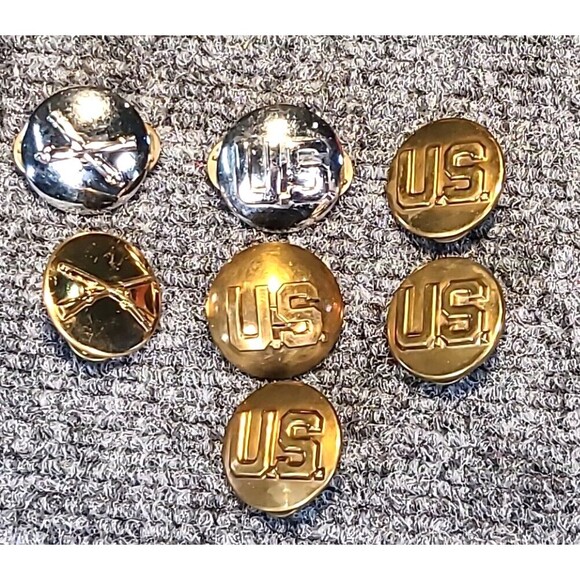 Accessories | Vintage Lot Of 7 Us Army Collar Disc Military Insignia ...